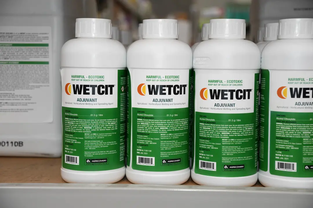 Buy Wetcit Wetting Agent Plants | Free Shipping Over $150